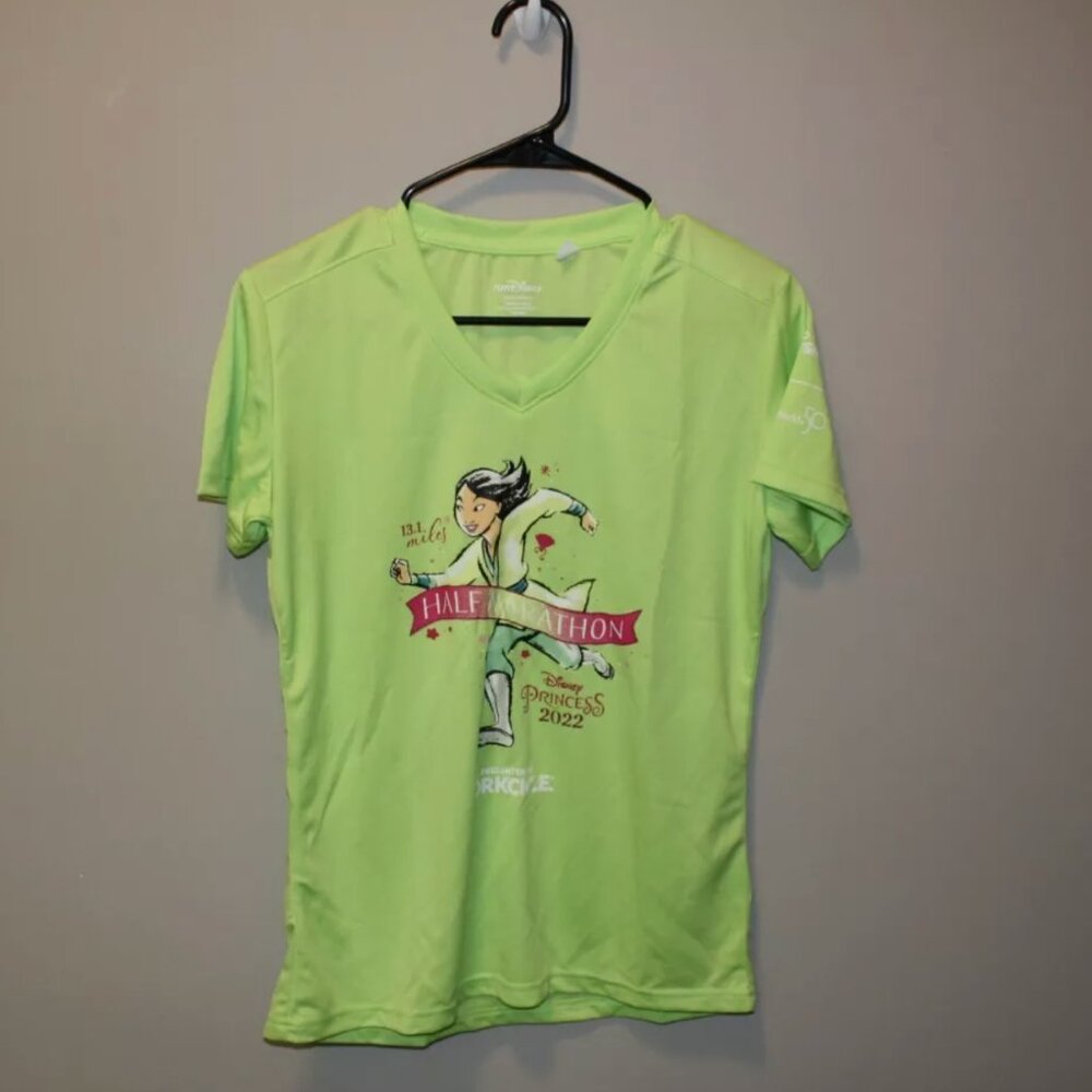 2022 Rundisney Princess Half Marathon Shirt - S - Gem